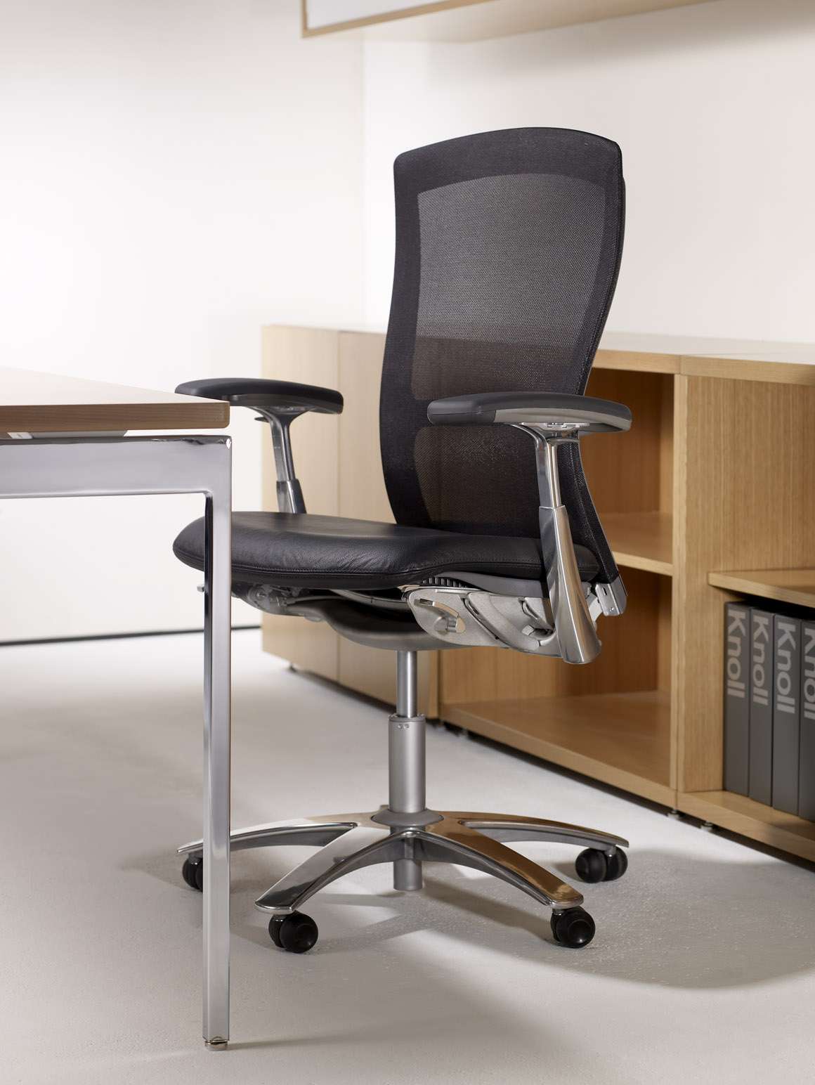 Life Height Adjustable Chair with Arms Knoll - The biggest stock in ...