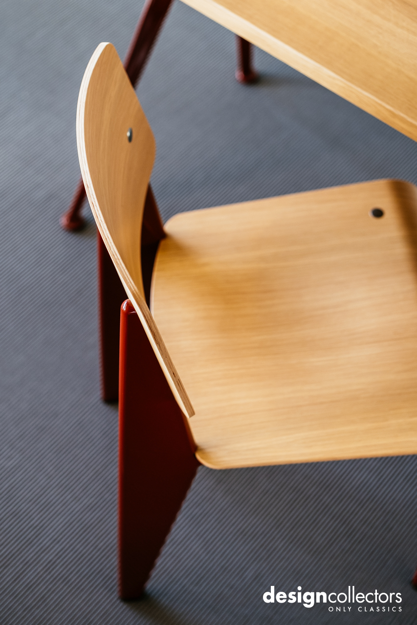 Standard Chair - Natural oak - Japanese red powder-coated (smooth ...