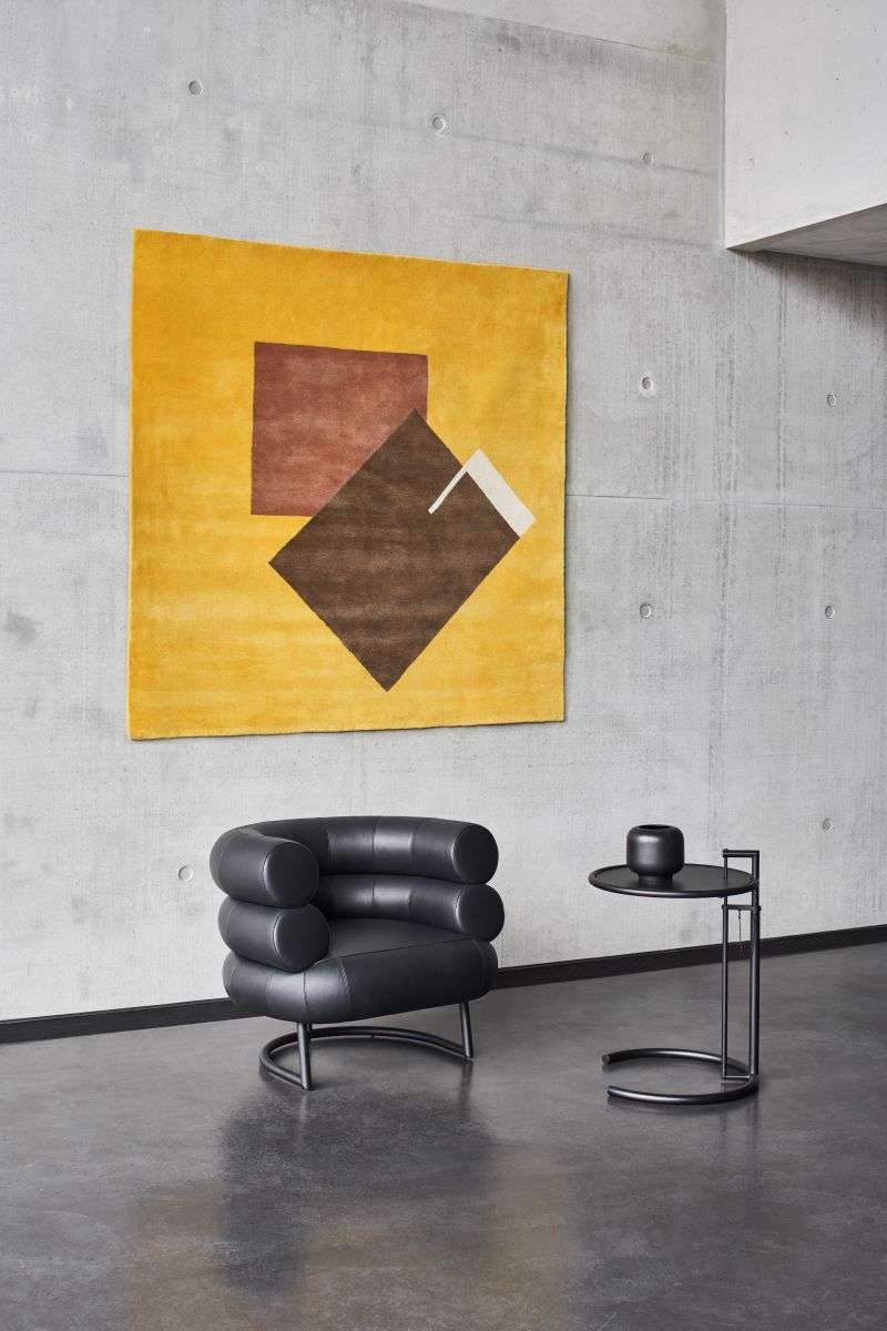 Adjustable Table E1027-Black version Classicon by Eileen Gray, 1927 ...